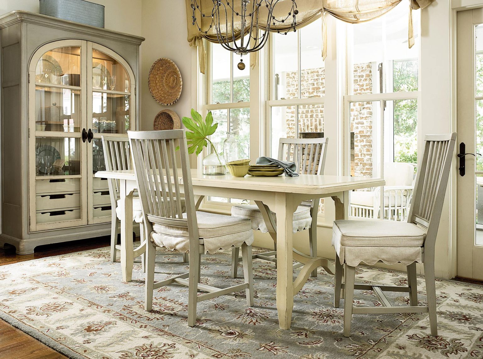Modern Farmhouse Explained - Ciao Interiors